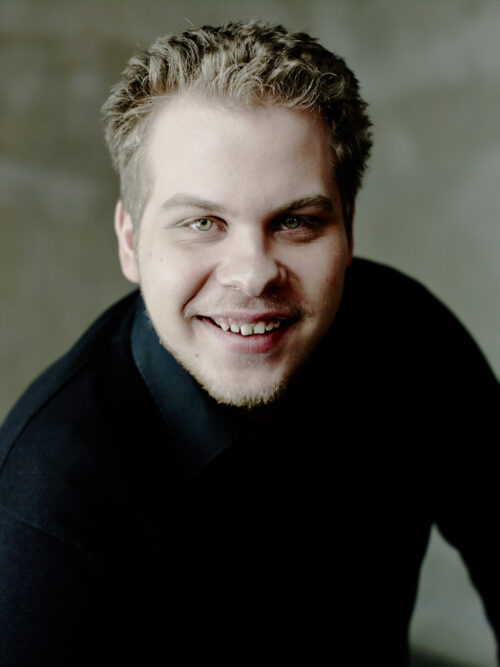 Michael NAGL – Bassbariton | Fotos – opern-agentur